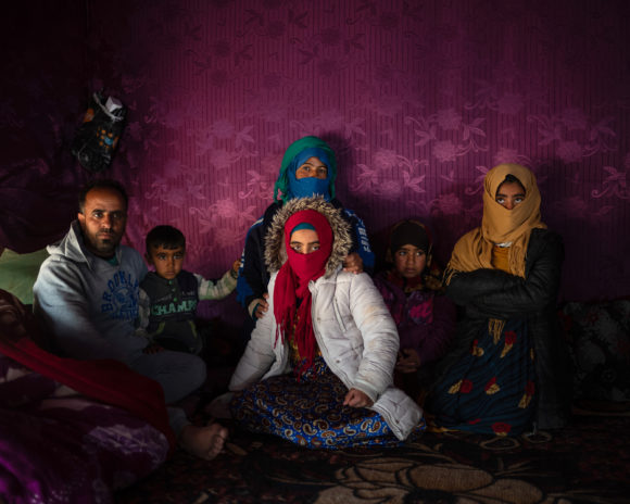 VR from inside Mahmoud's tent - Home